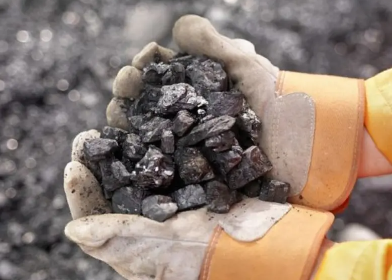 La fortaleza de ferroníquel promete ingresos a RD - Noticias hora X hora