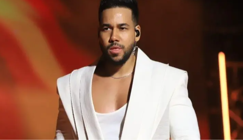 Romeo se gana al público de Perú con éxitos - Noticias hora X hora