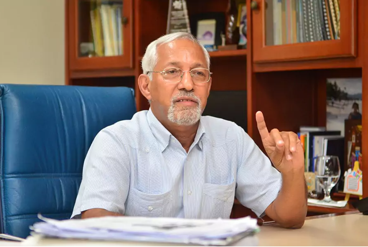 Adocco someterá al exministro de Educación Ángel Hernández por supuestos actos de corrupción ...